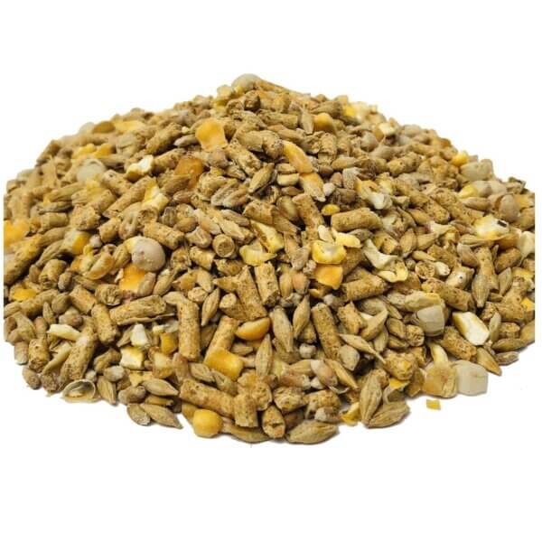 GOLDEN YOLK LAYER PELLETS - Yardlands